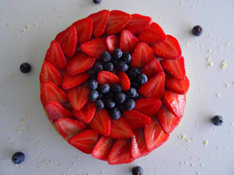 Tarte aux fraises fruits rouges - La cuisine de Thomas